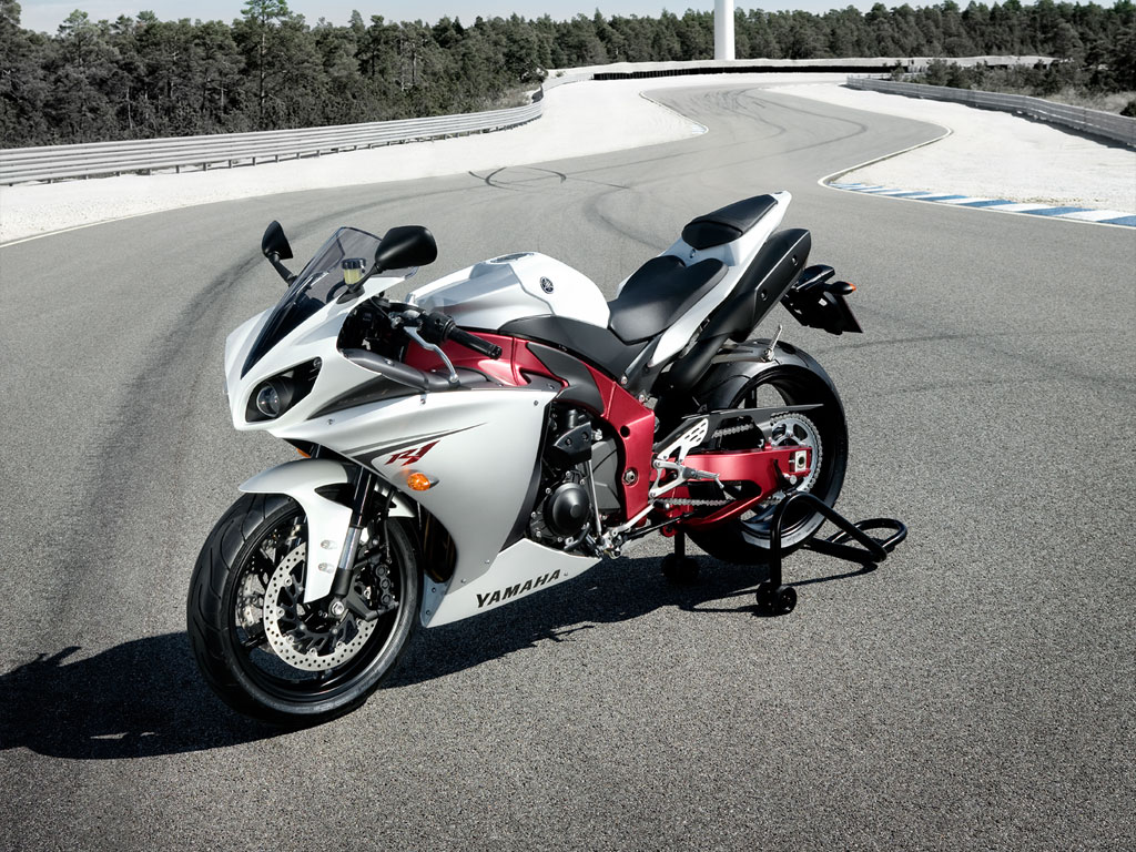 Yamaha YZF R1 Yamaha YZF R1